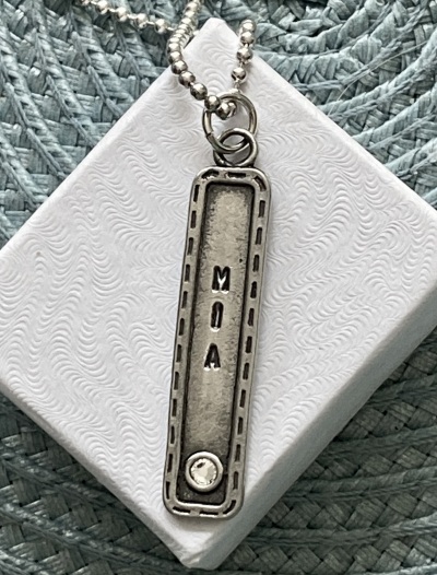 Name Tag necklace with Birthstone | kandsimpressions